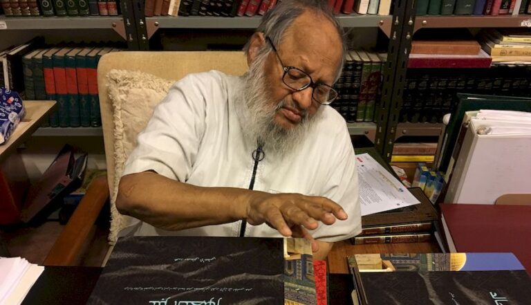 Mustafa Al-A'zami, Pendekar Hadis Kontemporer - IBTimes.ID